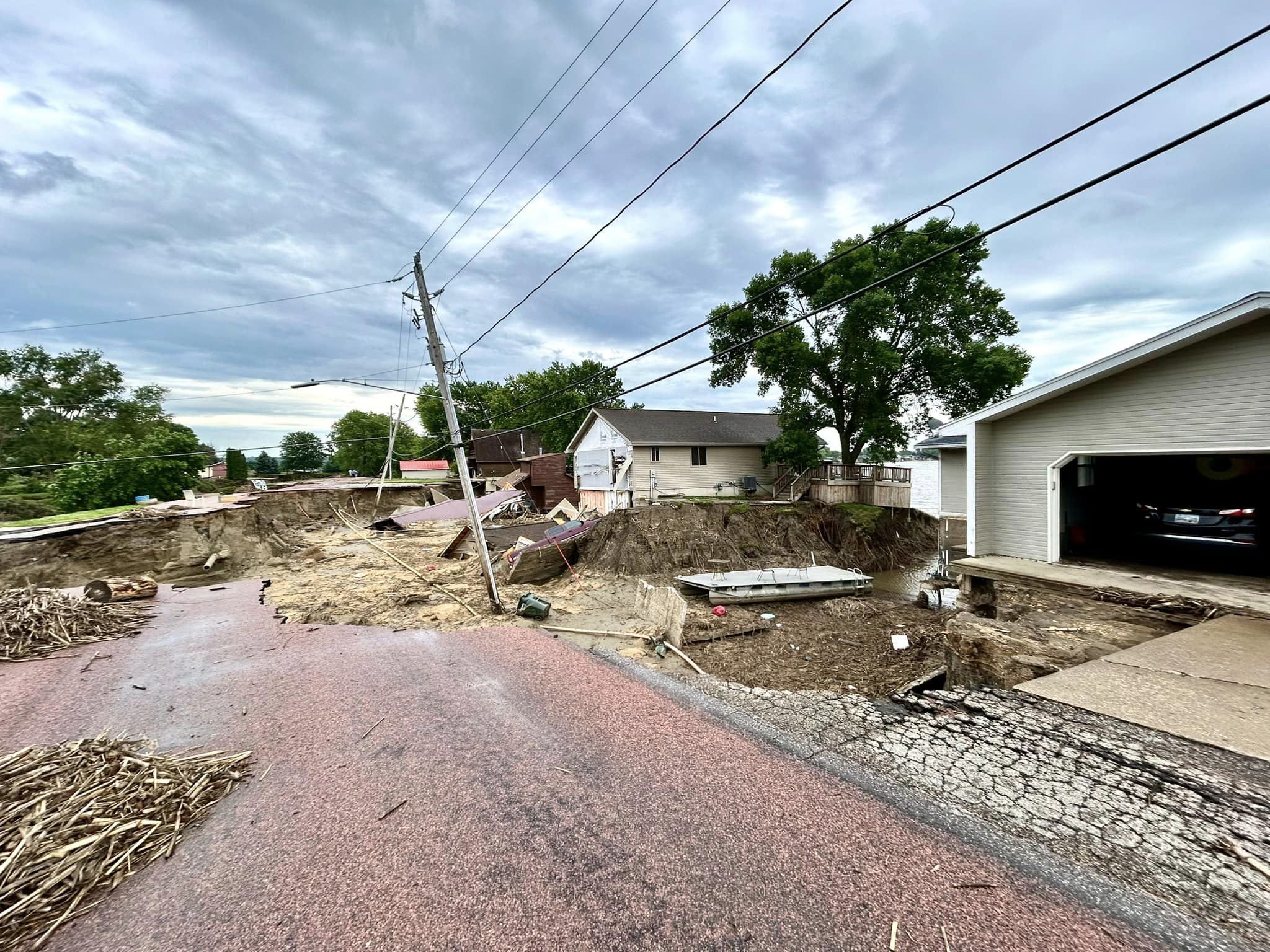 McCook Lake catastrophe shatters complacency around old flood plans ...